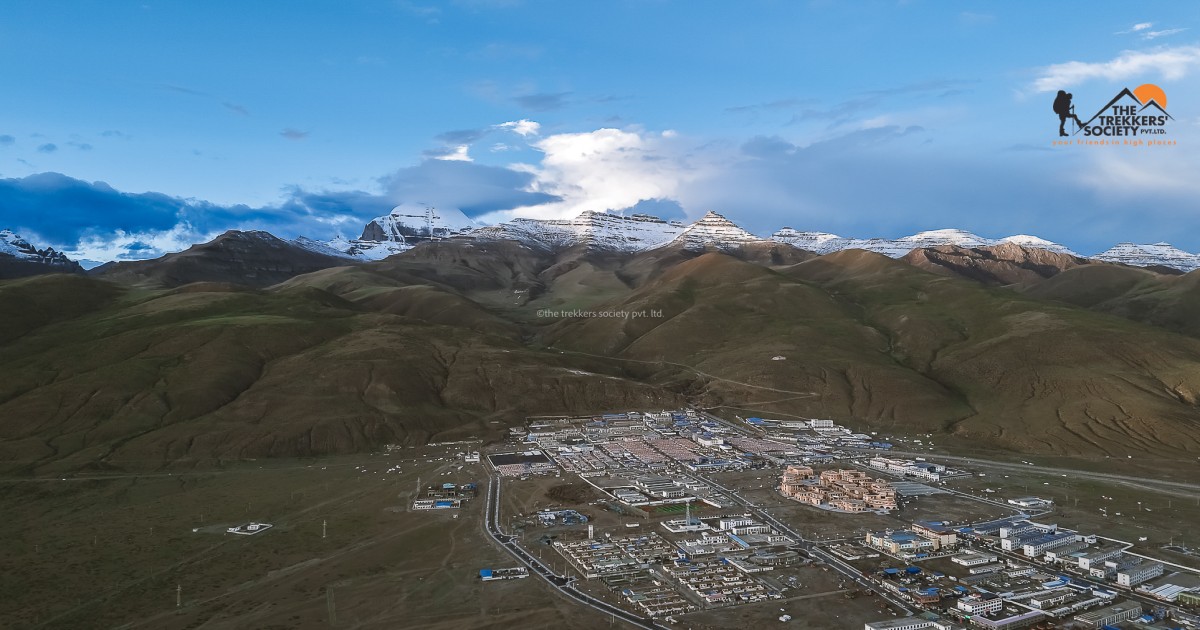 Discover Darchen: The Spiritual Gateway to Mount Kailash